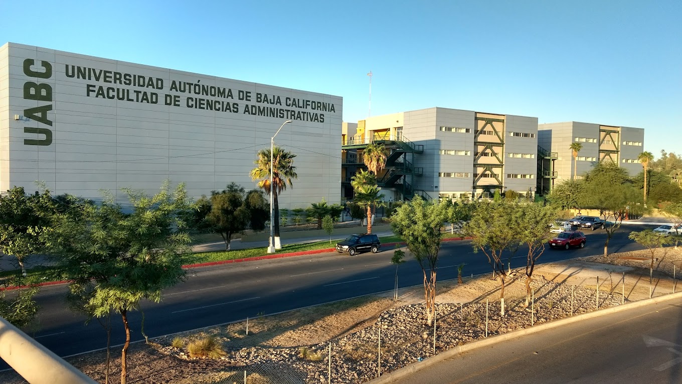 Especialidad en Dirección Financiera | FCA Tijuana